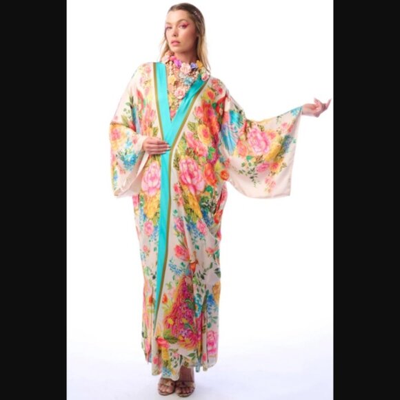 Aratta | Other | Aratta Earth Angels Peacock Floral Print Maxi Kimono ...